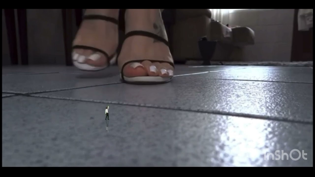 Giantess unaware valley- sfx