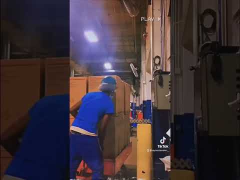MATERIAL HANDLER WAREHOUSE JOB I HAD 2 YEARS AGO