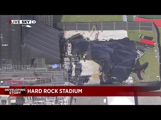 Stage at festival hosting WWE SmackDown collapses in Miami