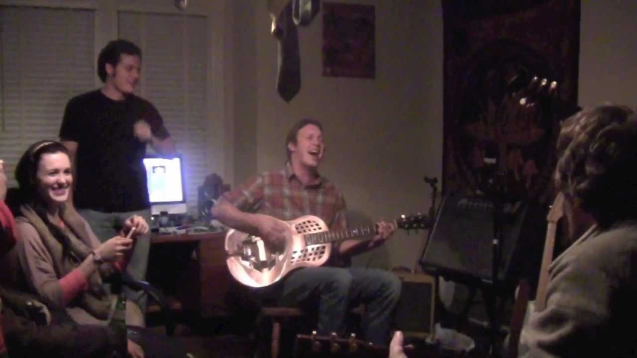 Hire Kenny Freeman - Singing Guitarist in Tacoma, WA | GigSalad