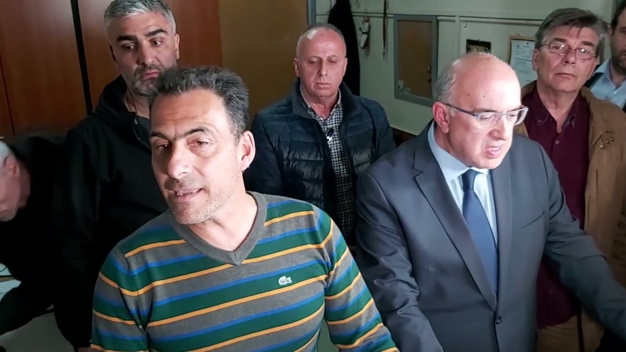 Στο Κέντρο Τηλεδιοίκησης του ΟΣΕ στη Λάρισα ο υφυπουργός Μ ...