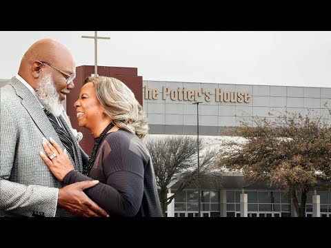 Bishop T.D Jakes Biography, Lifestyle, Megachurch, Wife & Kids And Cheating Accusations