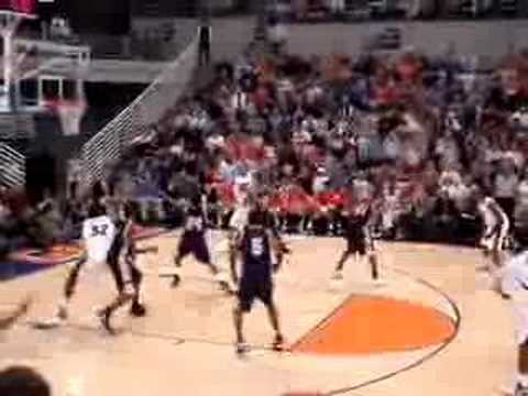 Chris Richards cleans it up