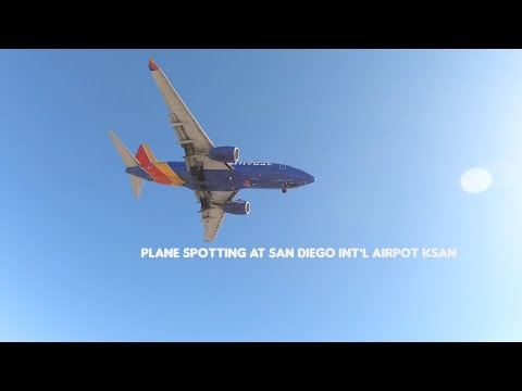 Plane spotting at San Diego international Airport KSAN