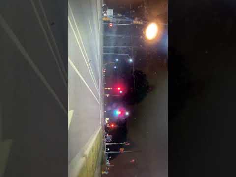 Two #jaywalker pedestrians in #ygk ignoring their no walking signal