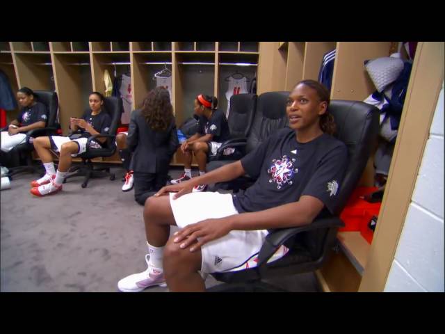 5 WNBA players that can dunk