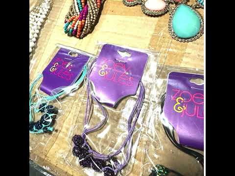 Wholesale Lot Of 15,000 Pieces Of Overstock Jewelry From US National Retailers closeoutexplosion.com