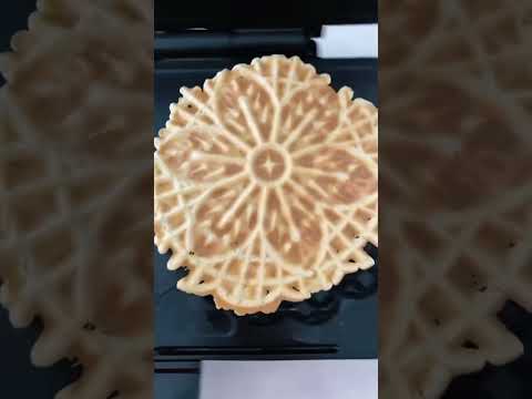 Italian Pizzelle Cookies