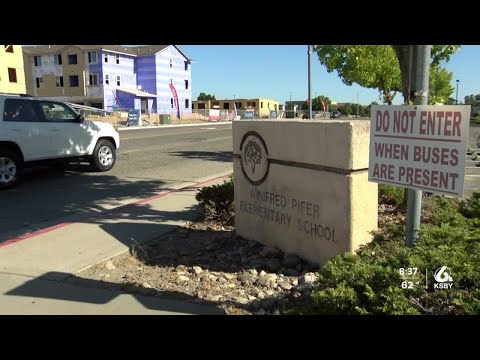 Spanish-speaking parents are asking the PRJUSD to improve translation services during board meetings
