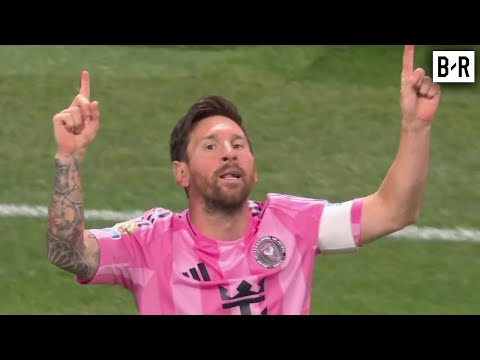 Lionel Messi Scores Go-Ahead Free Kick Goal vs. FC Porto | FIFA Club World Cup 2025