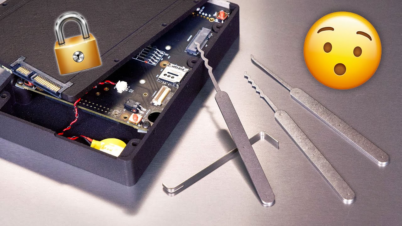 This computer can't be hacked! (2023 Best of CM4)