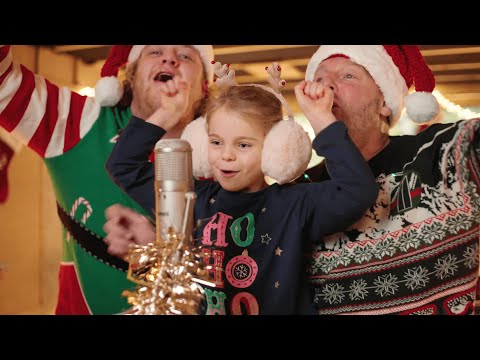 The Straymen - Merry Christmas Harrogate (Official Music Video)