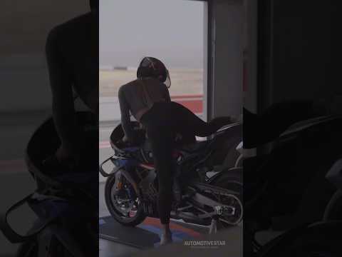 2025 new bmw 1000rr ????