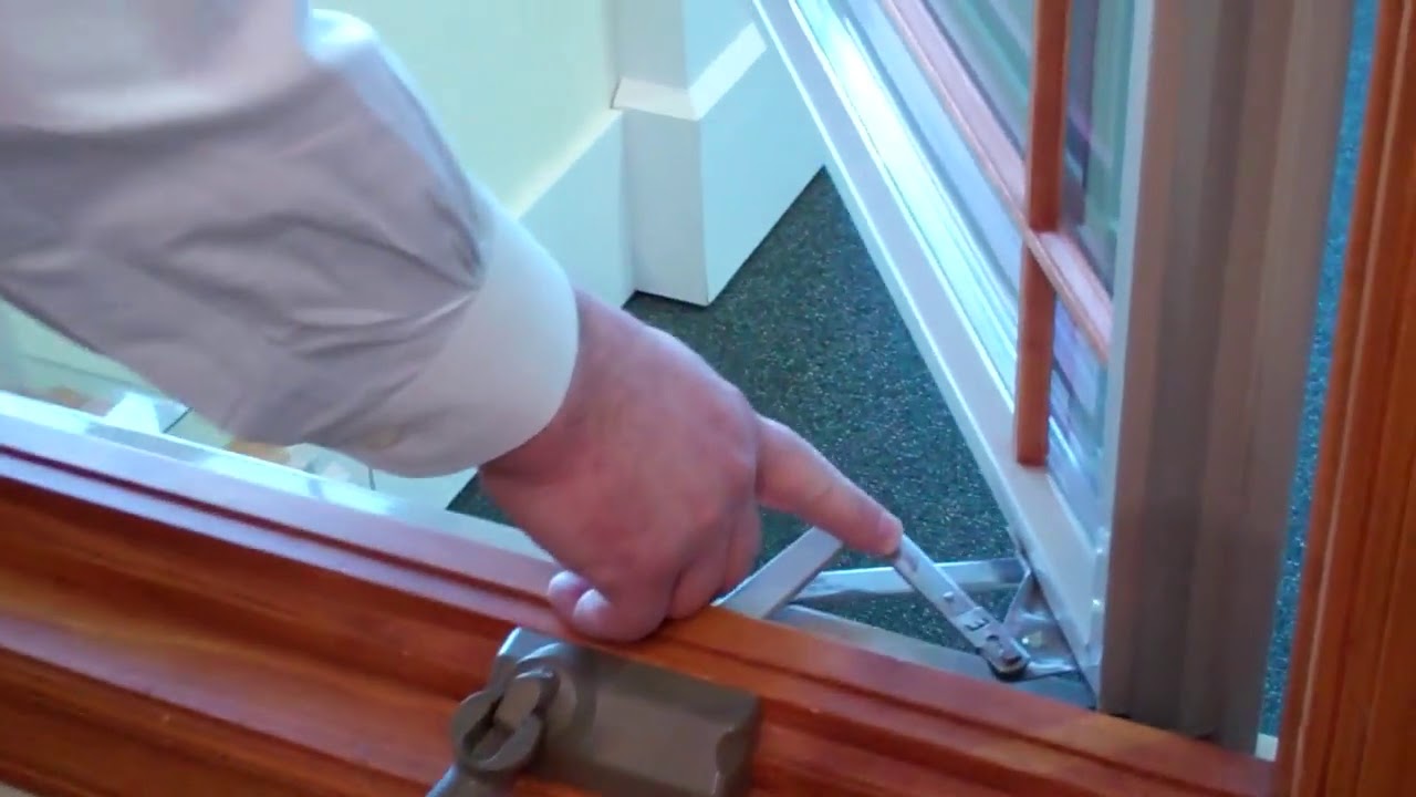 Woodland Windows & Doors: Andersen 400 Series Permashield Casement