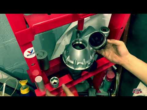 R1200GS 2009 Final drive seals and bearings replacement