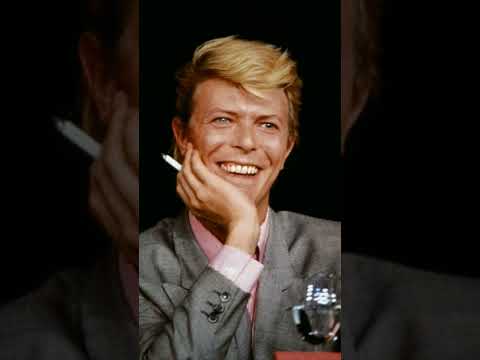 David Bowie Modern Love 1983 .