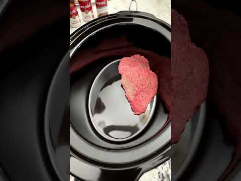Recipe for crockpot cubed steak and gravy. #crockpotcooking #cubedsteak