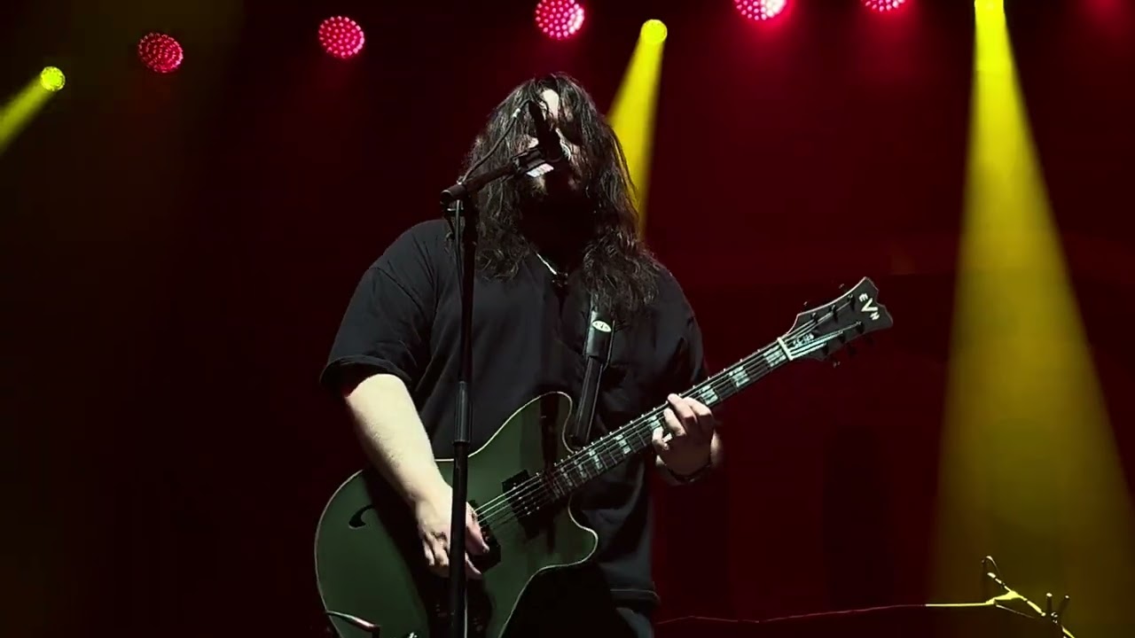Watch Wolfgang Van Halen Join Slash & Myles Kennedy Live In Paris