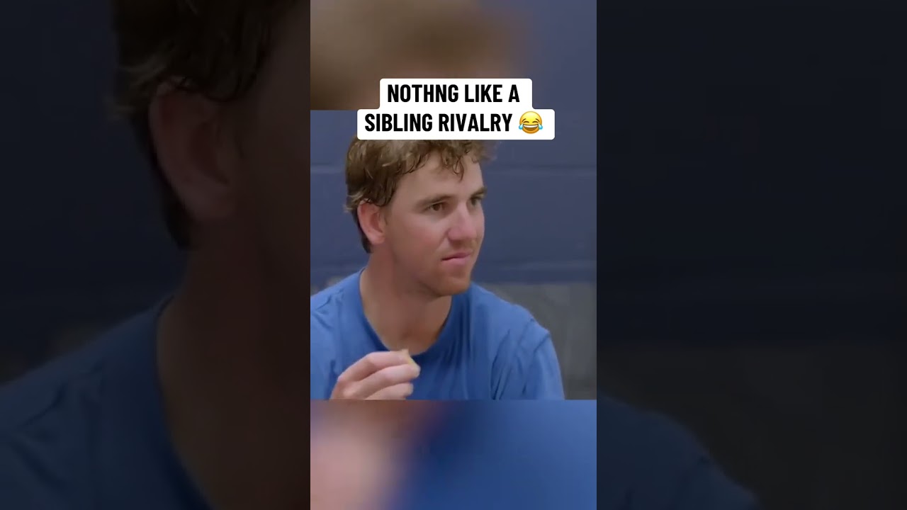 Happy National Siblings Day 😅 (via nygiants/TT)