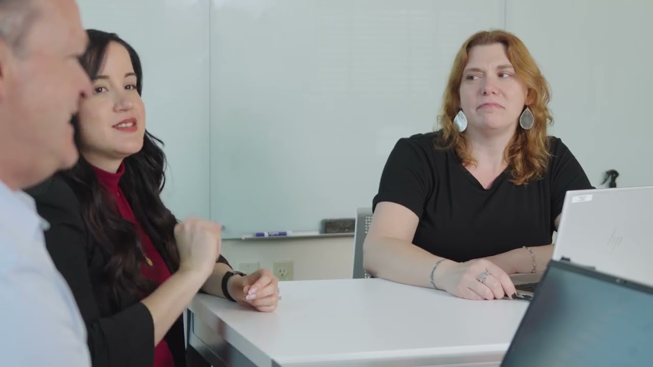 ADP TotalSource® at your service: Meet Kenia from our 401(k) team