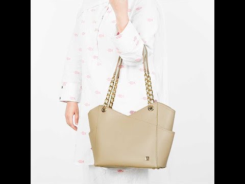 The Latitude bag (Beige) by ASTORE