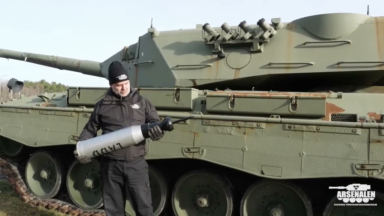 Leopard 2 Prototype at Arsenalen - Part II