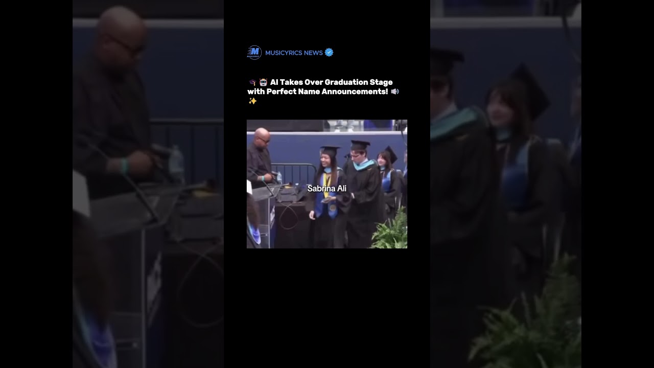 🎓🤖 AI Takes Over Graduation Stage with Perfect Name Announcements! 🔊✨