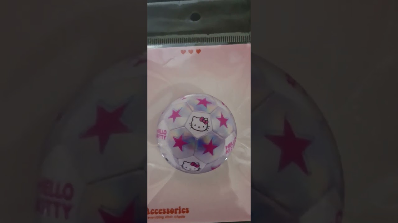 HELLO KITTY KAWAII BROOCHES WITH PINS
