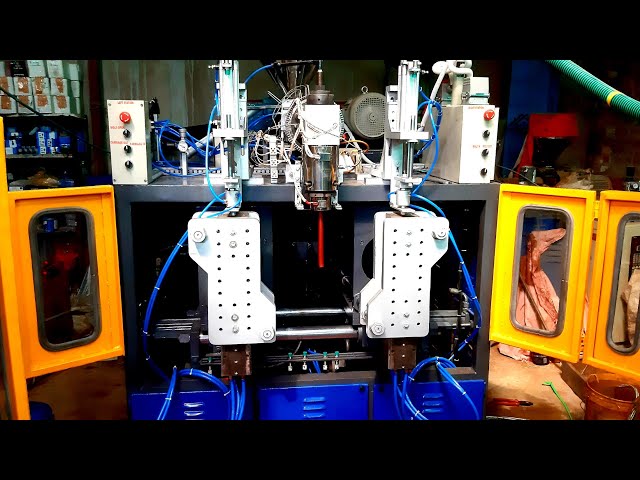 Double Cavity Blow Moulding Machine - HDPE Double Head Single Station ...