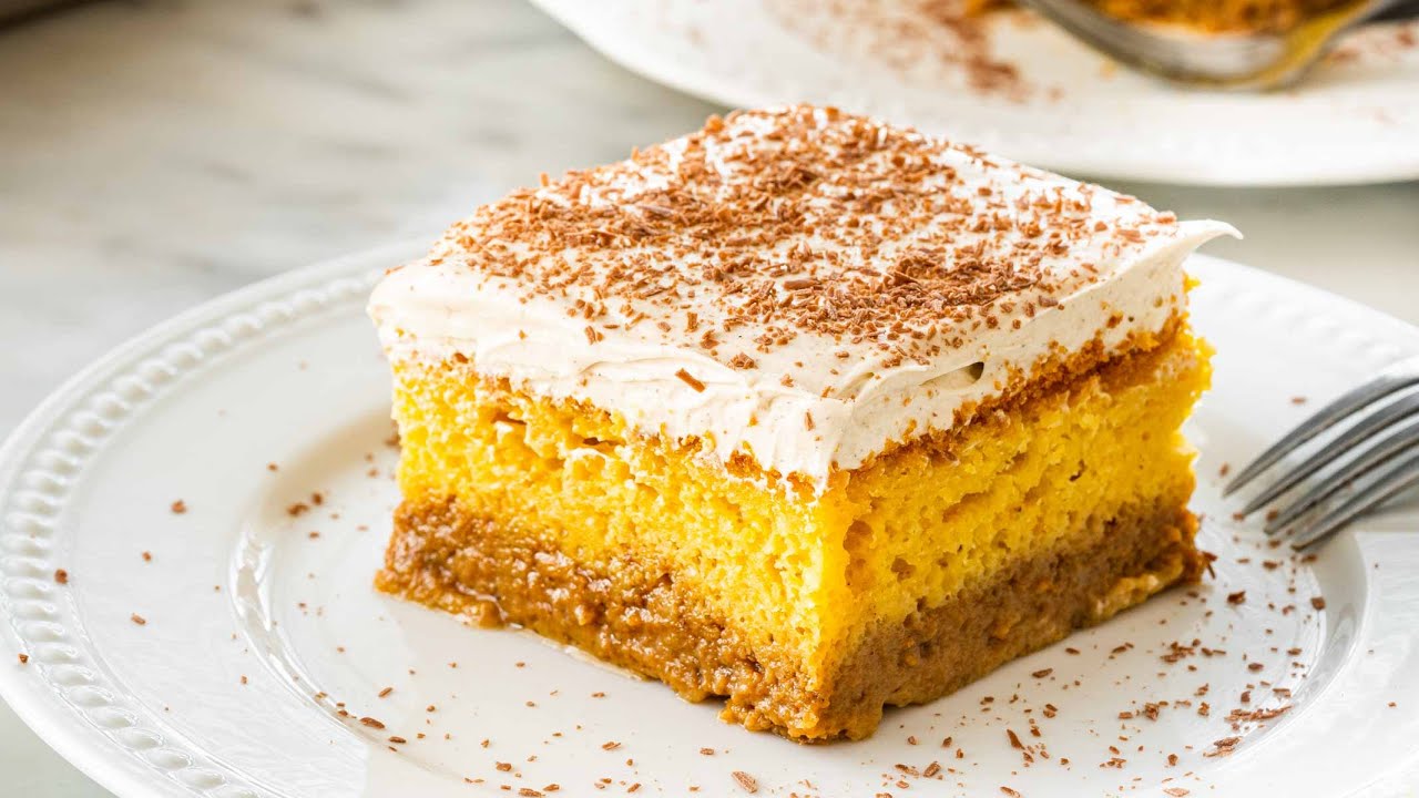 Pumpkin Magic Cake