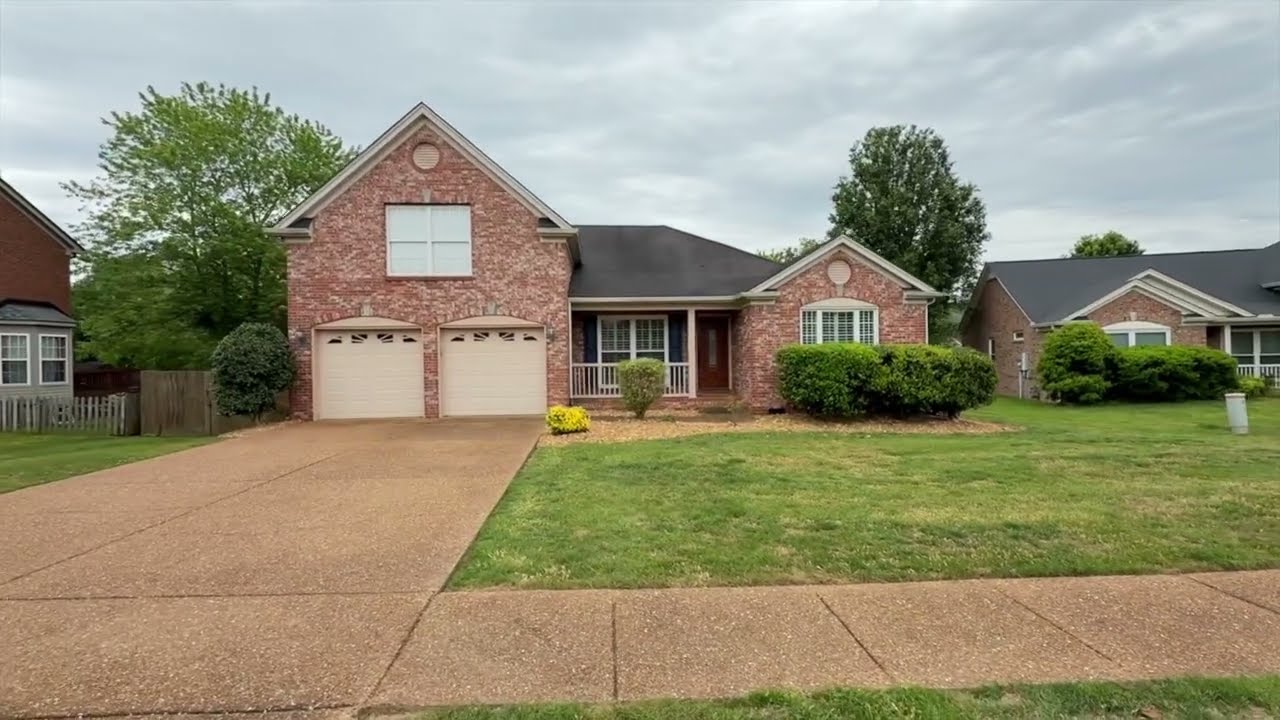 8225 Canoe Ct Nashville TN 37221