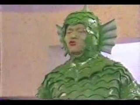 Cuidado con el monstruo verde | algo más