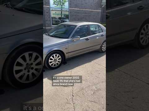 Lady junked this Saab 95 because she was tired of spending money ! Took it to the dealer 88 times !