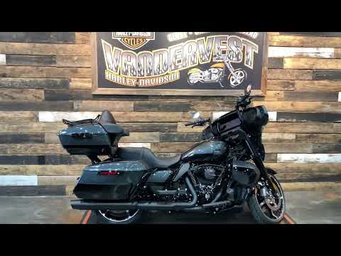 CUSTOM BARS! 2025 Harley-Davidson Street Glide Ultra in Iron Horse Metallic / Vivid Black-FLHXU