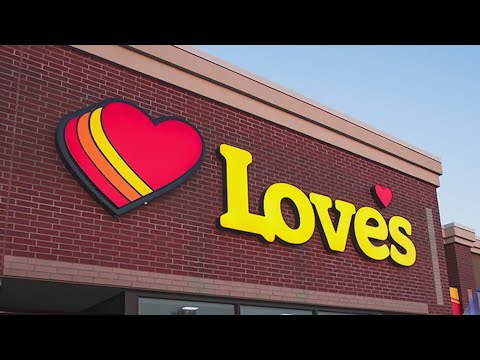 New Love's Travel Stop opens in Monroe Center