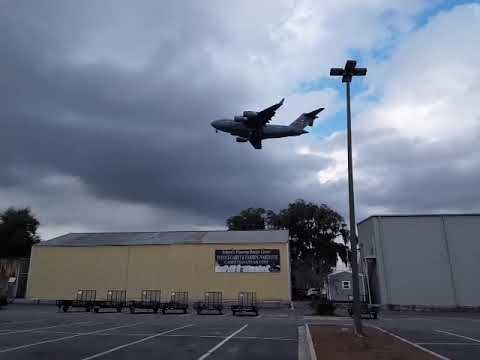 A C-17 Landing at Hunter Army Airfield! I Love the Sound of Airplane Noise!!!