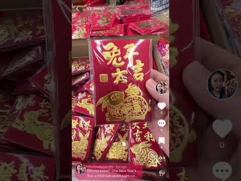 Happy Chinese New Year! Why the red envelopes filled with money? See my post IG:Missfoodaddict