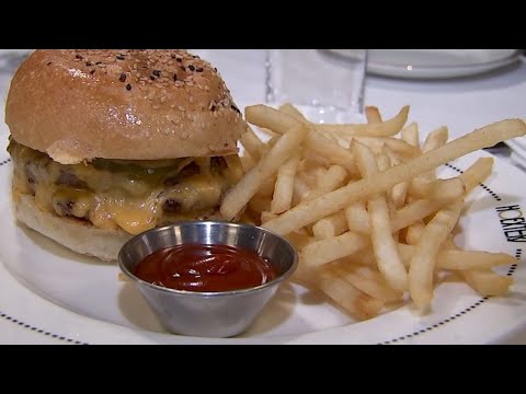 Hoexters, a 1970s NYC restaurant staple, reinvented with comfort at core