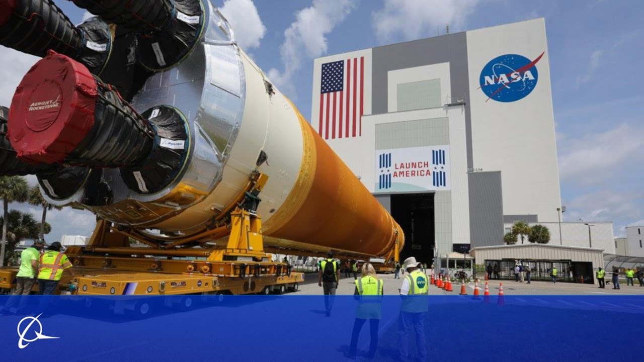 SLS Rocket Core Stage Arrives at Kennedy, Looks Absolutely Huge Next to ...