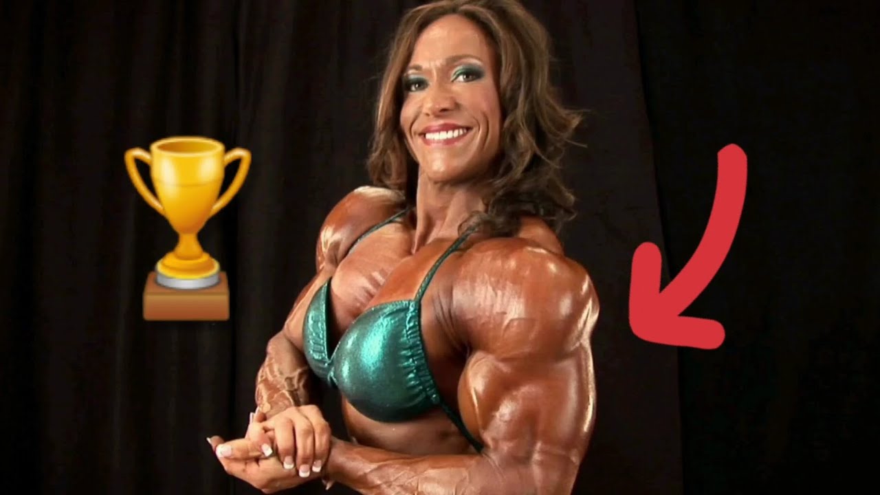 Sarah Hayes | Champ's BACKROOM Posing!