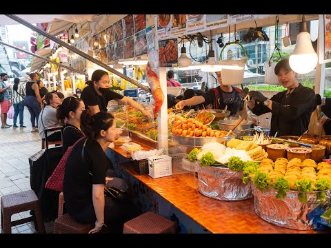 [4K] "Floral Fantasia" street food event at front of The Platinum Fashion Mall