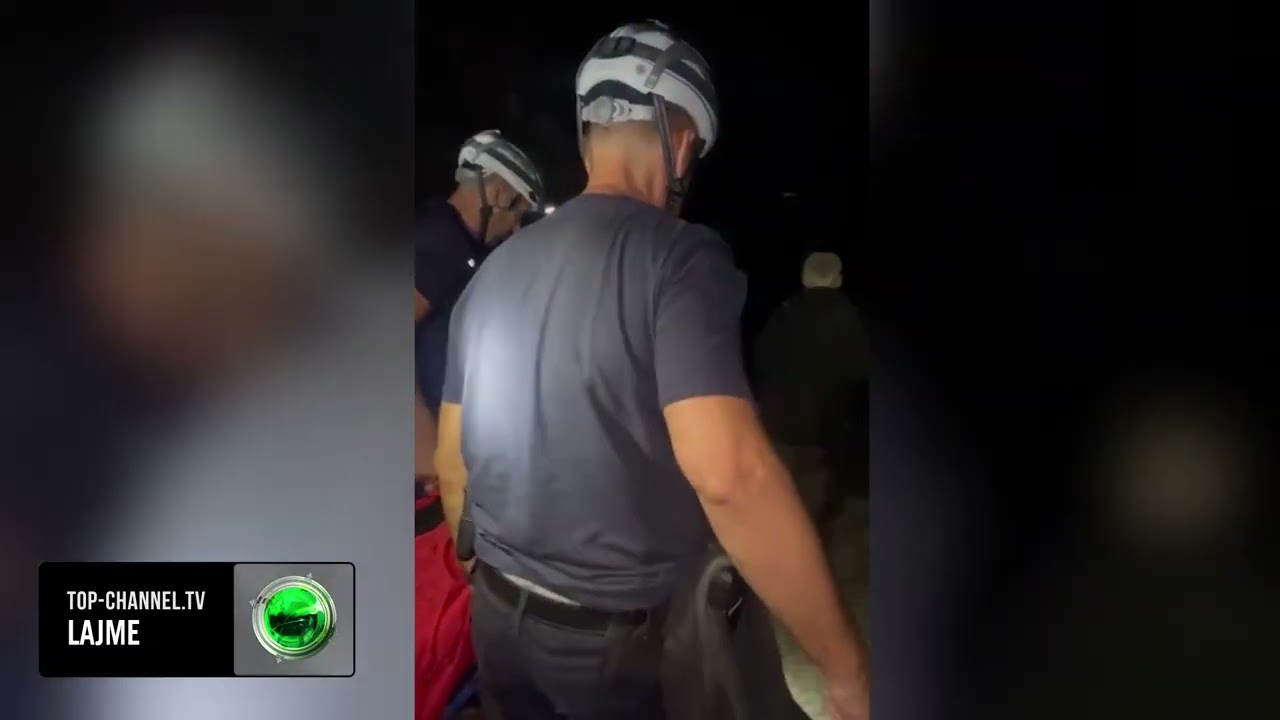 Top Channel/ “Pa ujë e bukë”, shpëtohen turistët francezë që u bllokuan ... Top Channel/ “Pa ujë e bukë”, shpëtohen turistët francezë që u bllokuan ...