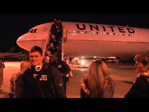 Army Black Knights Football Team Greeted by "Motorcycle-cade"