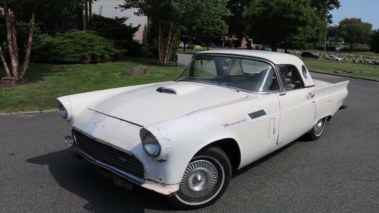 1957 Ford Thunderbird 