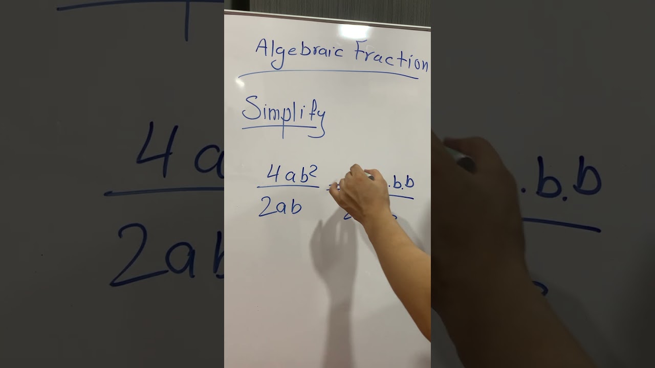 Algebraic Fractions: How Simplify? #algebraicfractions #simplify #mathstricks #algebra