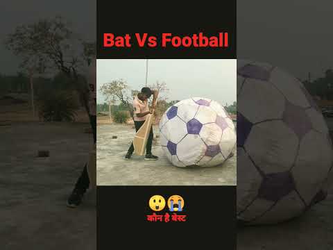 Virat ka Bat - Ronaldo ka Football 😁 someone can send this to RONALDO #cricketbat #football