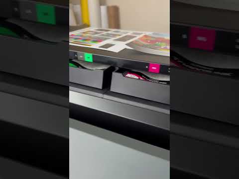 Printing on the Roland TruView VG3-540 collectors #printing #roland #graphics