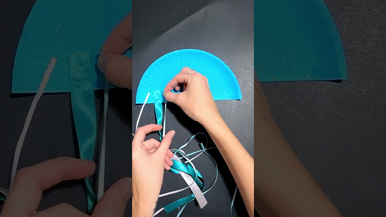 FUN AND EASY CRAFT. / JELLYFISH  #craft #paperplatecrafts #jellyfish