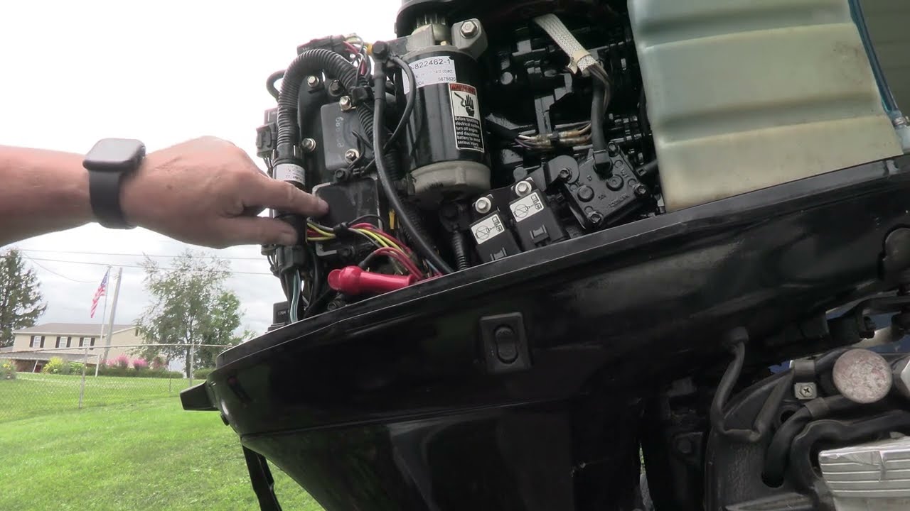 Mercury 50hp voltage regulator location