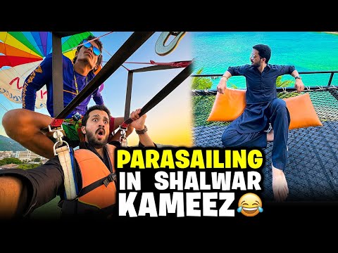 Beach py Dance in shalwar kameez🕺PARASAILING in Shalwar kameez...😂